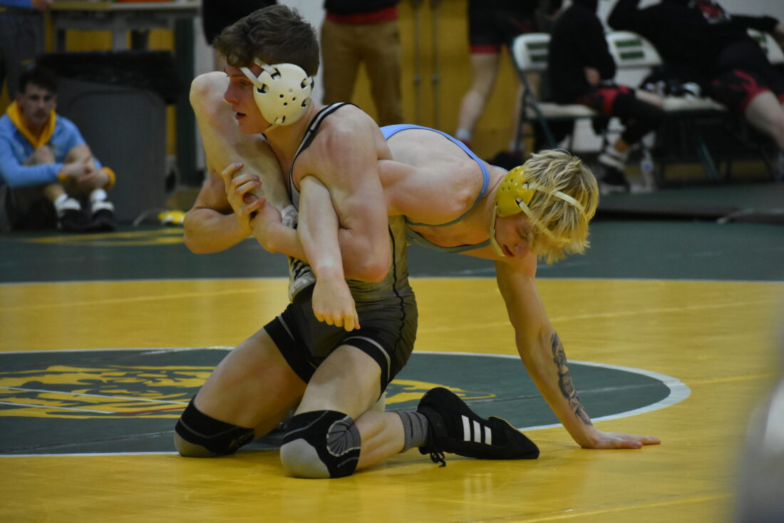 Golden Bears roar pass Weir, Edison | News, Sports, Jobs - The Times Leader